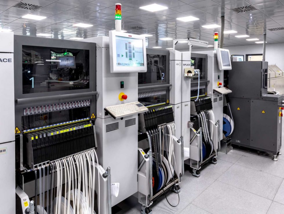 SMT and THT board assembly | Dinema Electronics